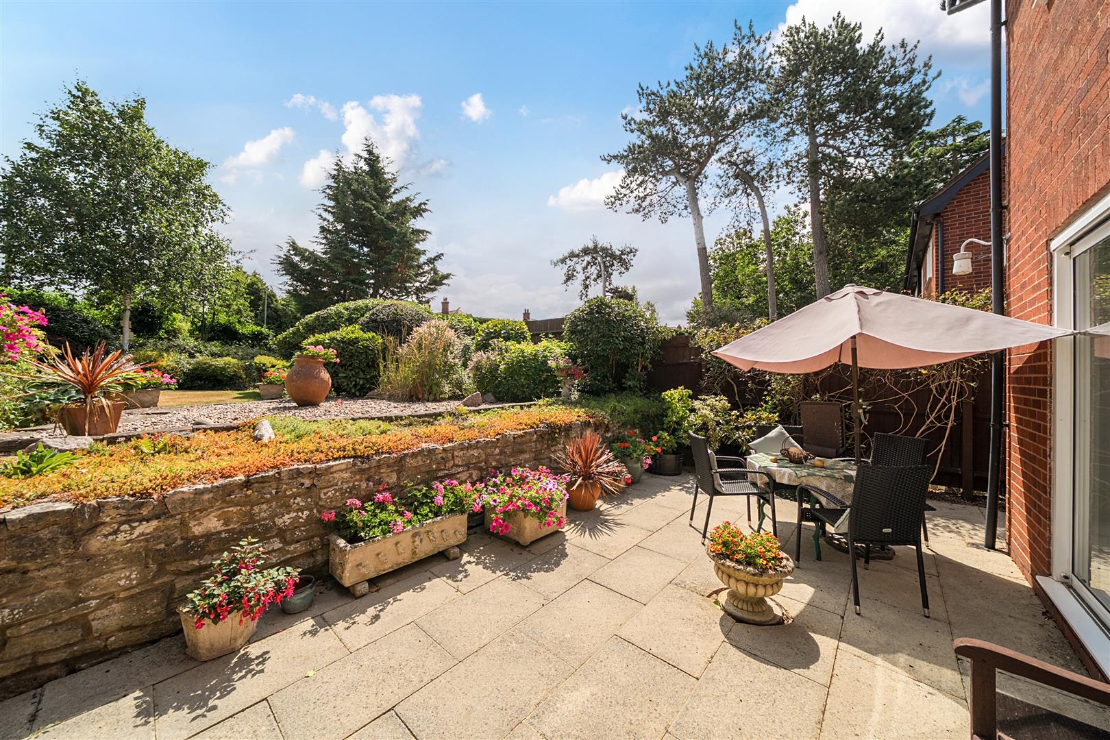 4 The Redlands, Laundry Lane, Shrewsbury, SY2 6ER | Estate Agents ...